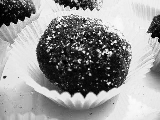 Rum Cake Balls - Polish Housewife